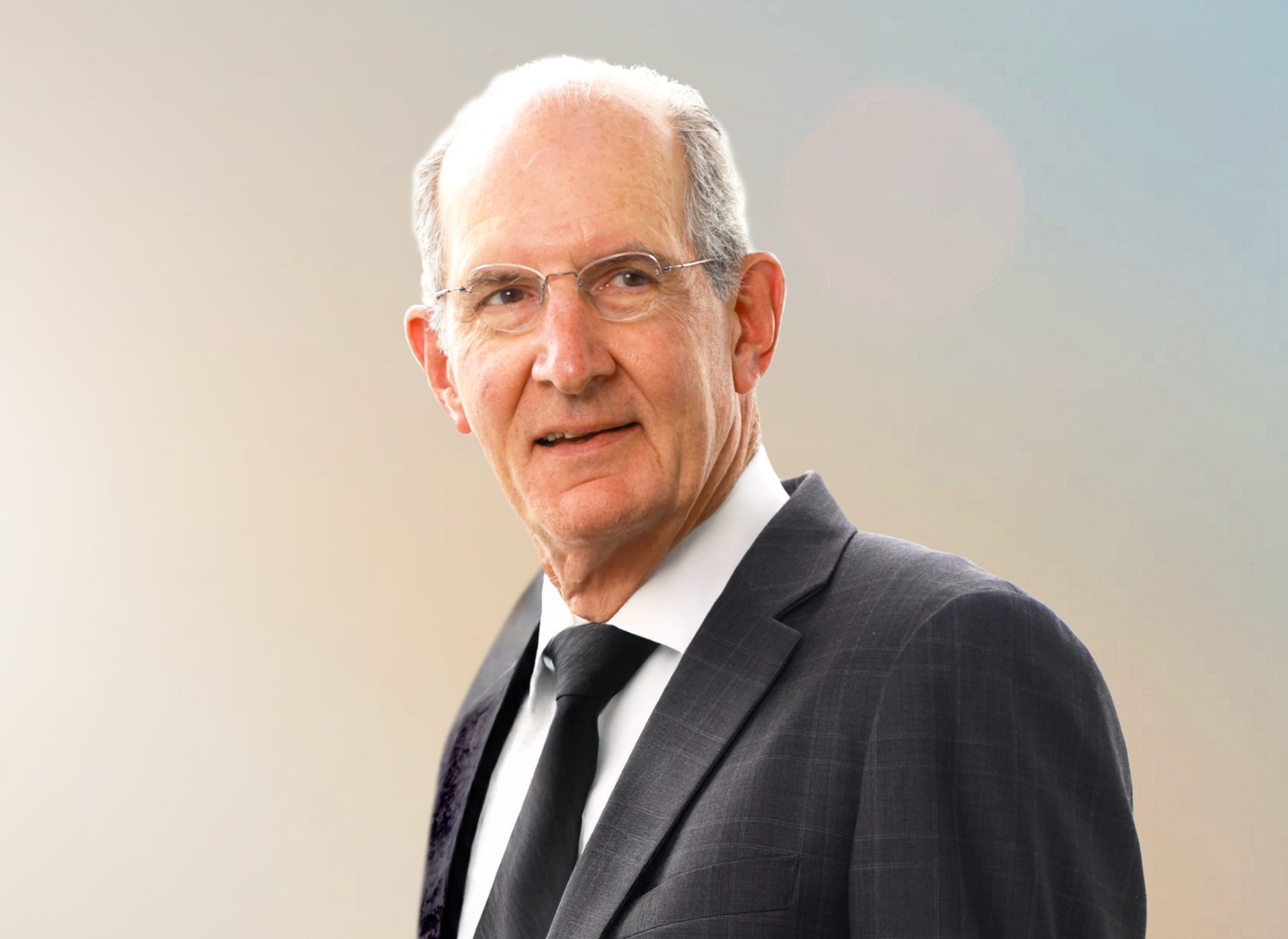 Renowned Facelift Surgeon in Chicago, IL – Dr. Thomes Mustoe – TLKM ...